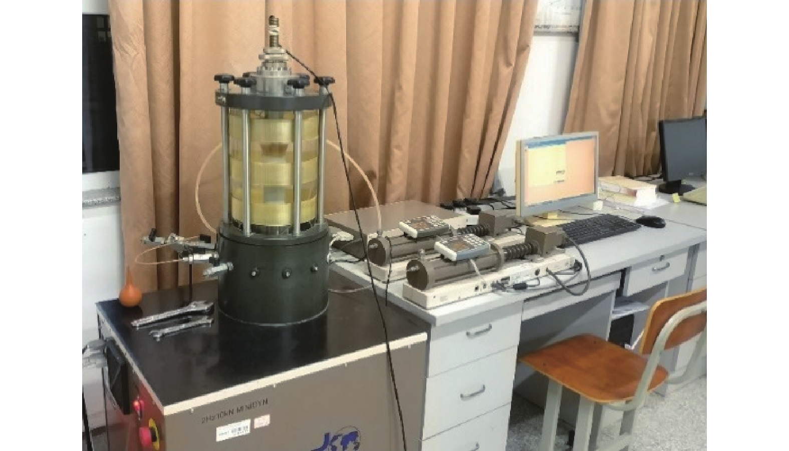 考虑不同初始状态的黄河泥沙三轴静力剪切特性试验